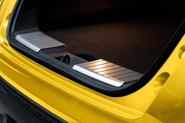 Genuine Nissan Juke Trunk Entry Guard – Car Accessories Plus