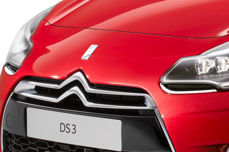 Genuine Citroen Ds3 Set Of Front Headlamp Chrome Trims – 9424F6 – Car ...